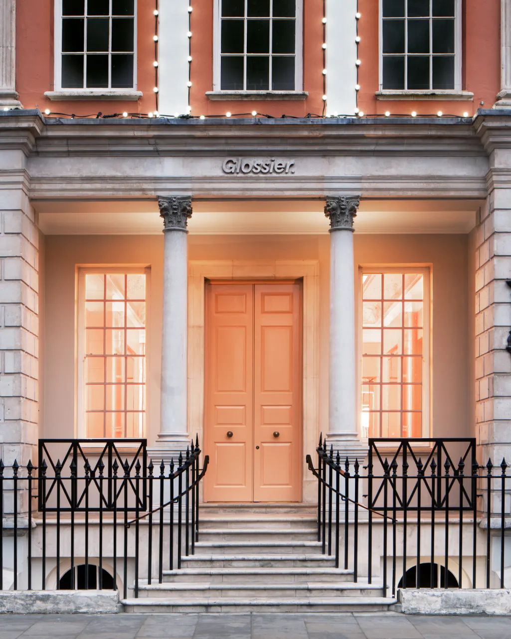 Locations – Glossier